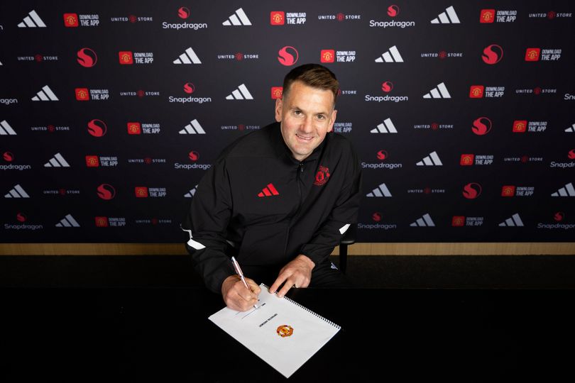 Manchester United confirm new contract for player who sets a fantastic ...