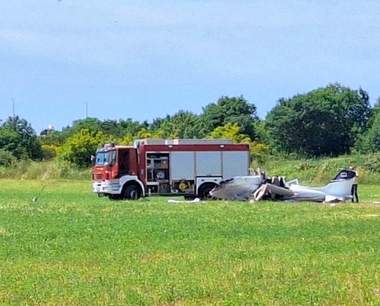 Quatre morts dans un accident d’avion