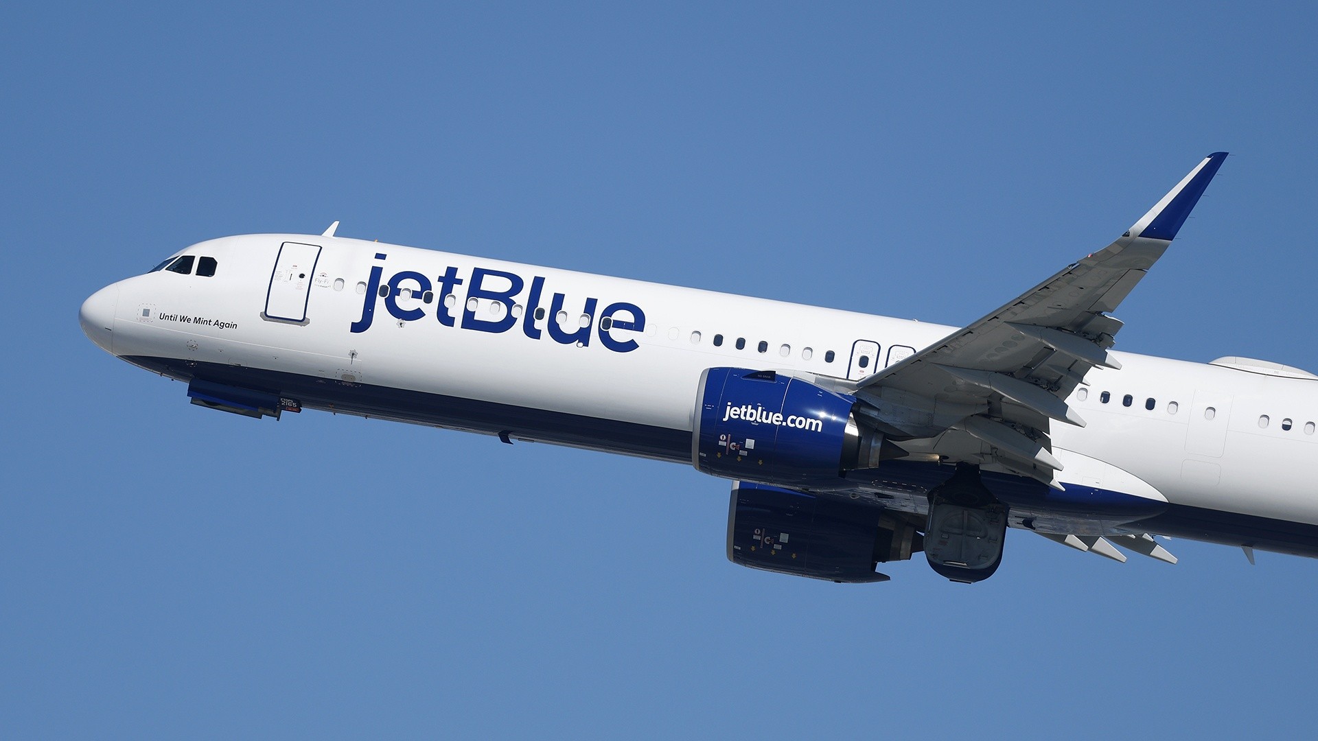 FAA investigates JetBlue close call near Fort Lauderdale