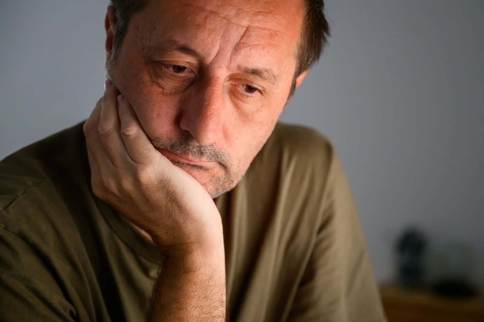 12 things that make dating harder for men in their 40s