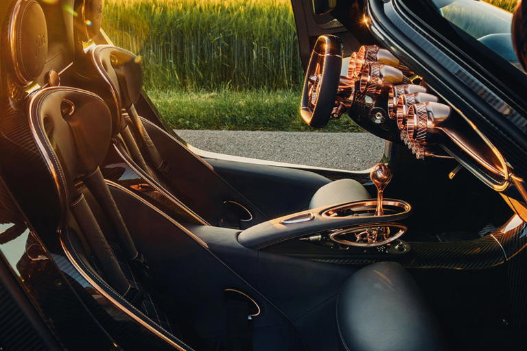 De Tomaso P72: dopo sette anni, prodotto il primo esclusivissimo esemplare