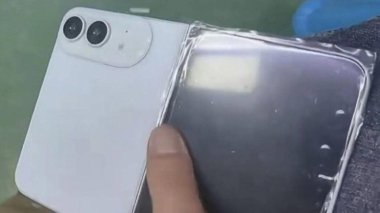 iPhone Ultra tipped to include VC cooling, liquid metal hinge