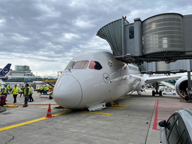 Boeing-Fahrwerk knickt ein: BFU bezieht Stellung – Update zu Verletzten