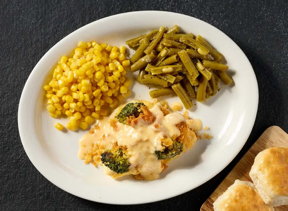 5 restaurant chains with the best blue-plate specials, according to diners