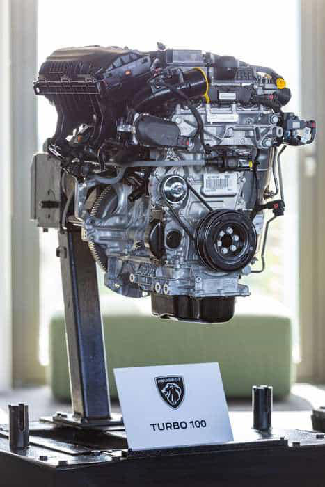Nuovo motore Peugeot Turbo 100: 101 CV, catena di distribuzione e ...
