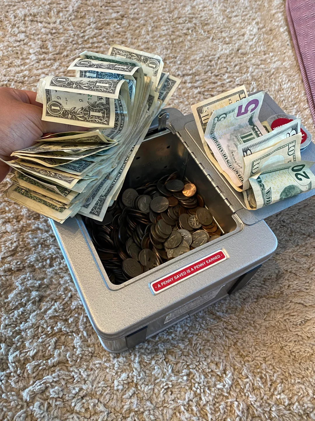 10 tips for building wealth in your 20s