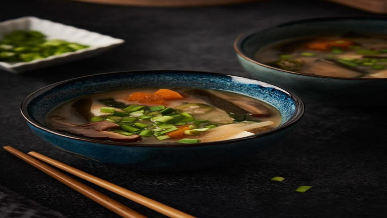 The easy gut-health soup nutrition experts are loving for better digestion