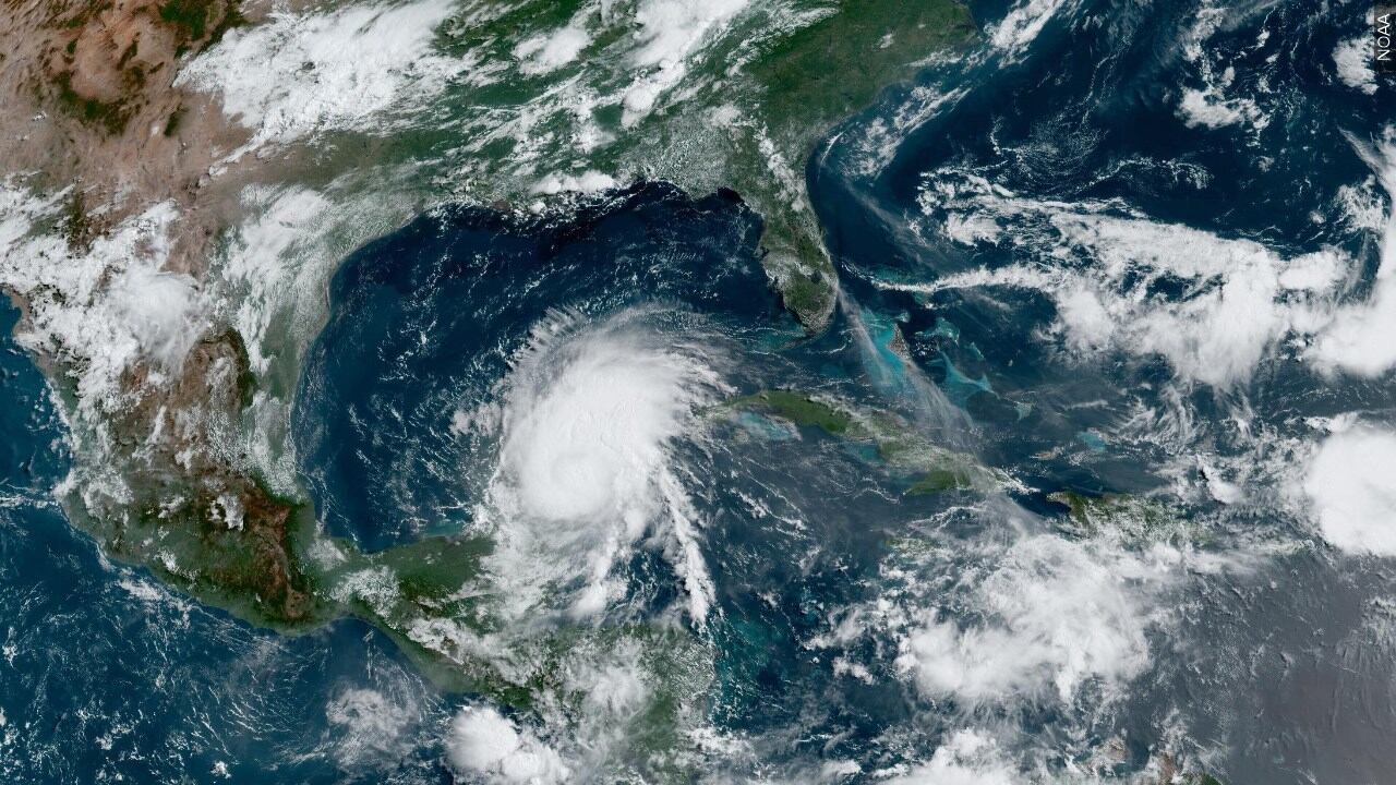 NWS offering hurricane preparedness webinar and weather spotter training