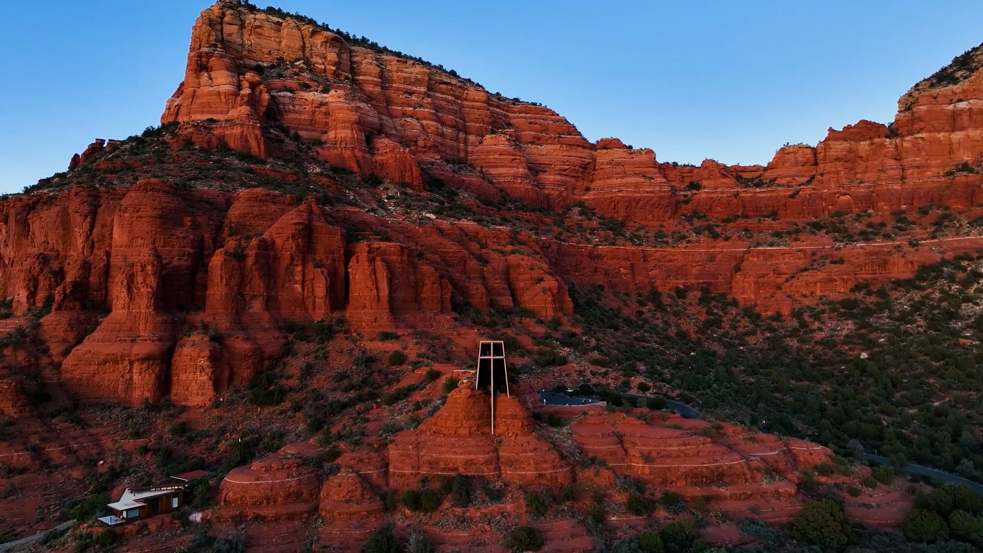 Stunning drone tour of Sedona’s Chapel of the Holy Cross