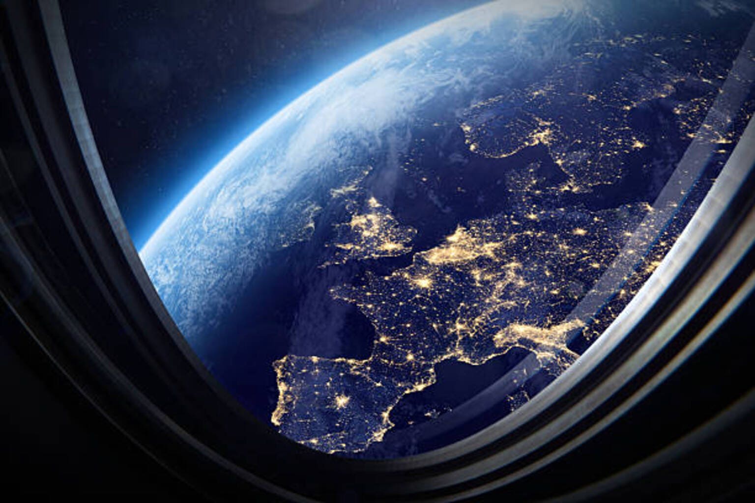 Axiom Space extends funding round to over $525M amid space station ...