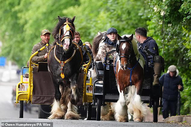 Businesses in Appleby board up as thousands of travellers arrive for ...