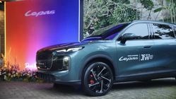 Lepas gebrak Jakarta Fashion Week 2027! Brand EV ini ubah mobil jadi ...