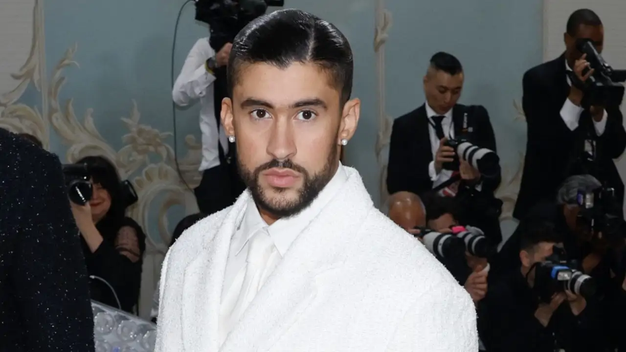 Seguimos a Bad Bunny por Madrid: noche en un hotel de lujo, paseo por ...