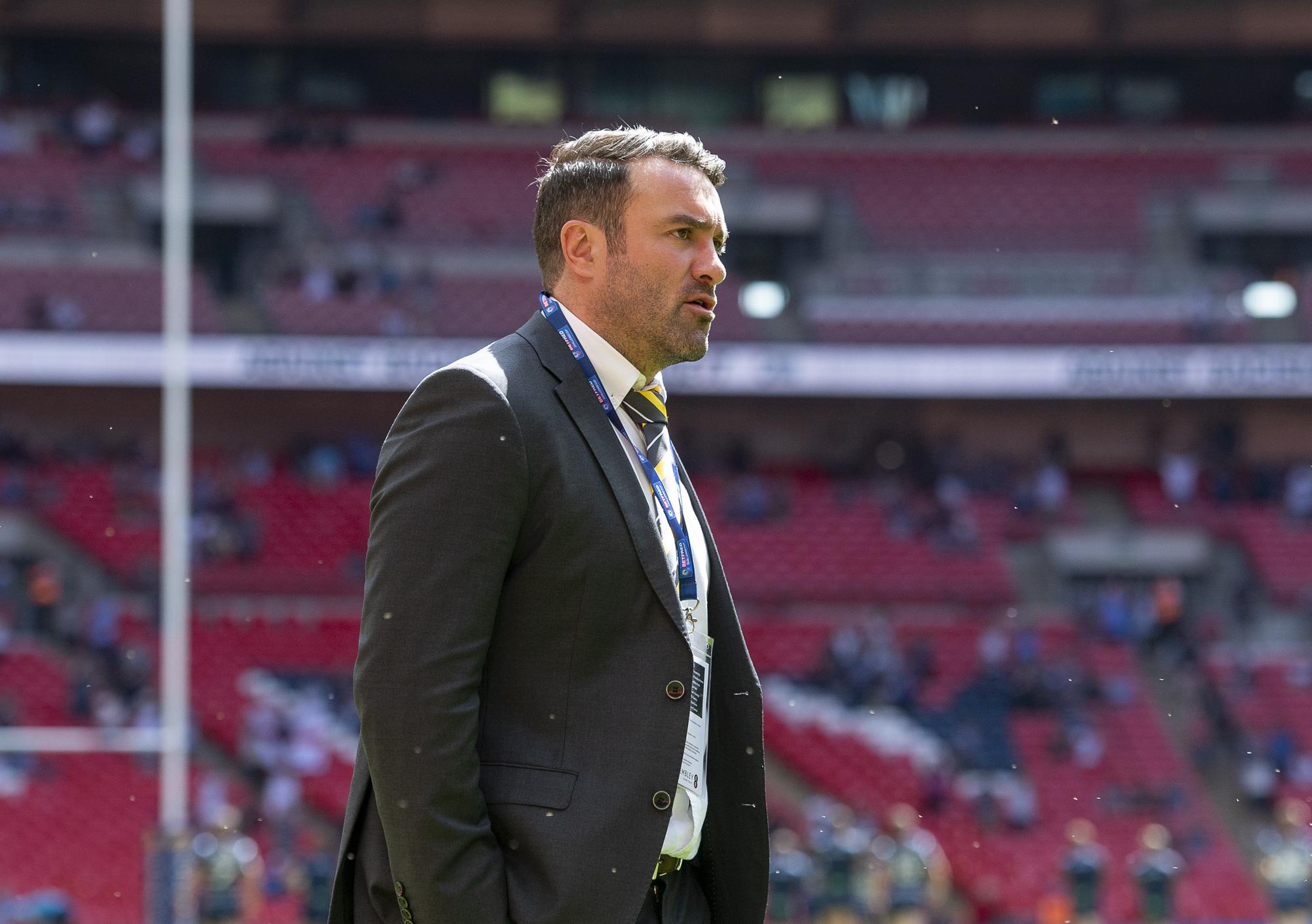 Batley Bulldogs to go out 'all guns blazing' for rugby league legend ...