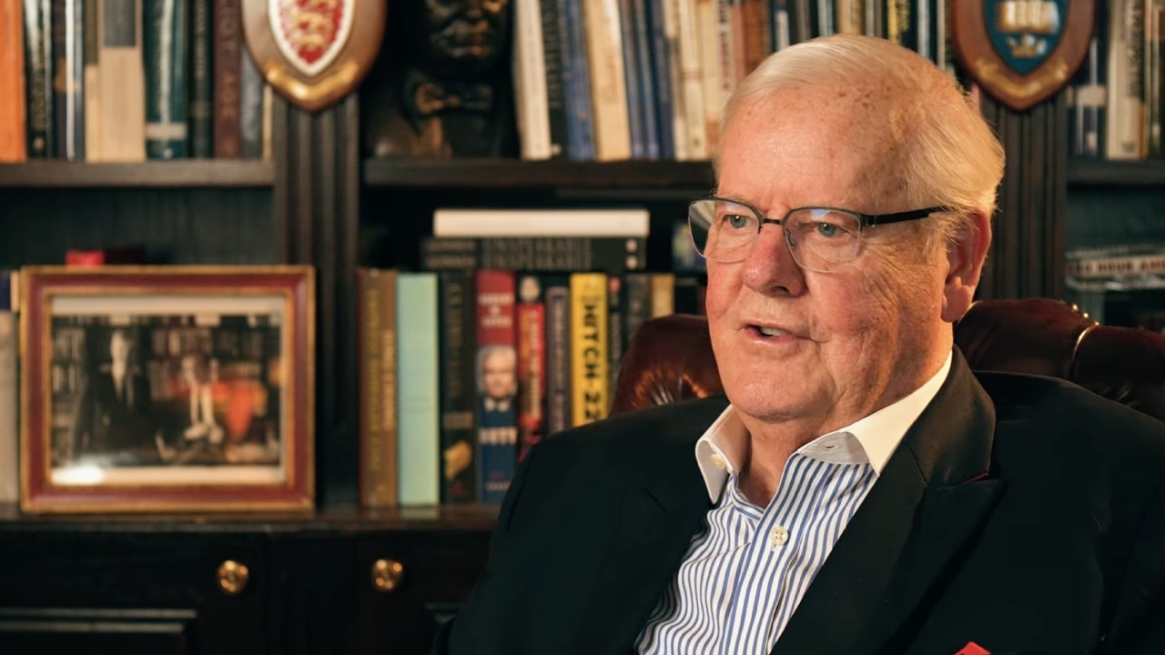 Os Guinness receives William Wilberforce Award for work in post ...