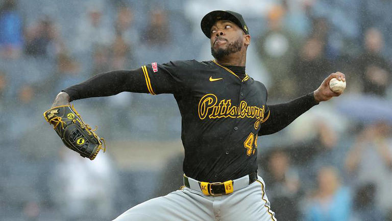 Pirates should trade for Red Sox All-Star pitcher