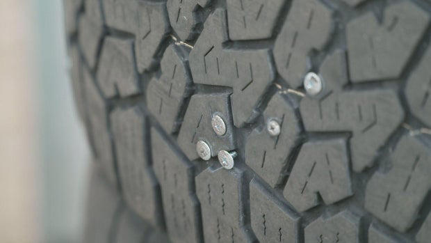 More than 50 Colorado drivers run over screws that fell off truck on ...