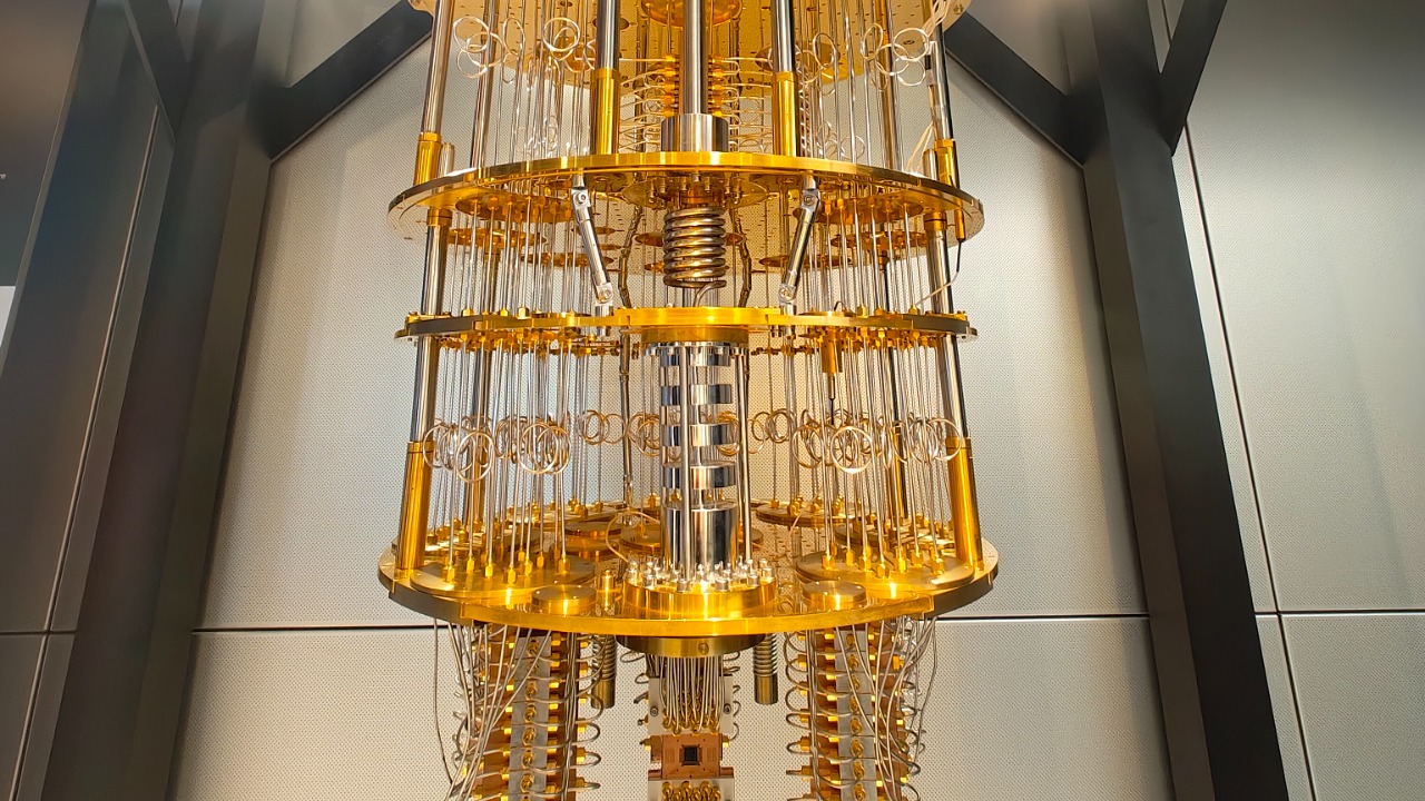 IBM is putting $1 billion in cash plus IP into Anderon, the world’s ...