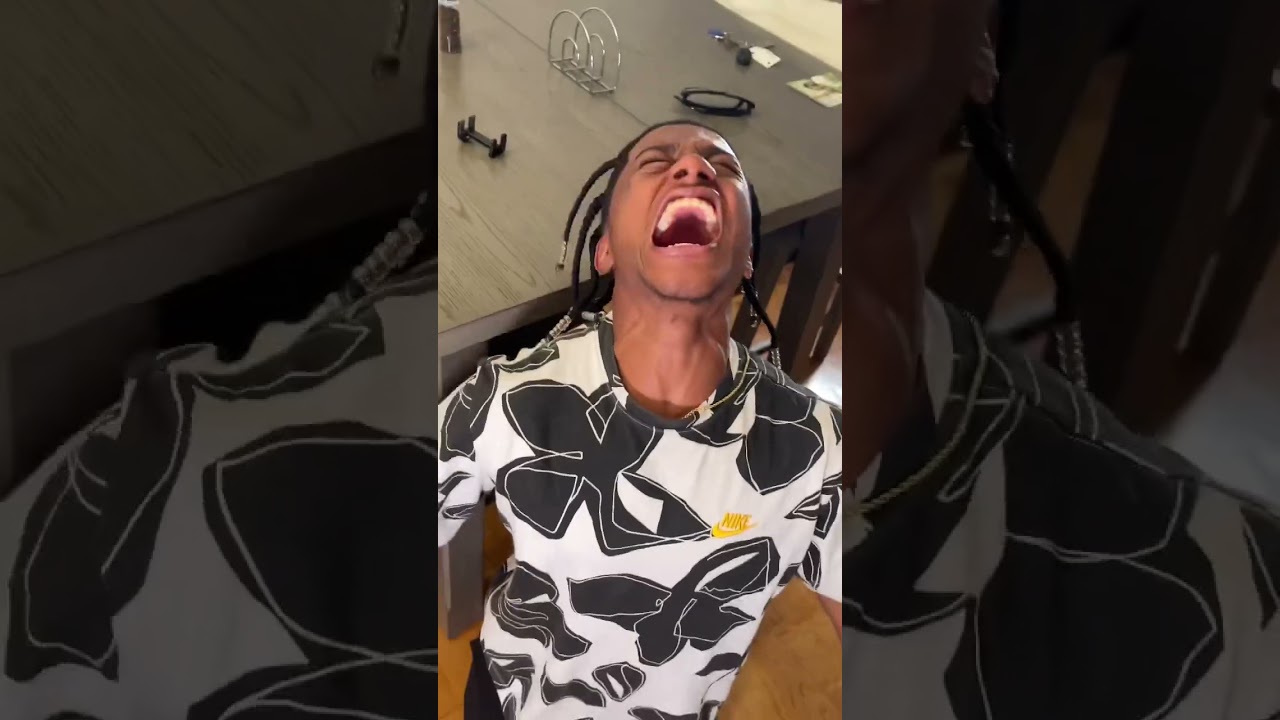 When you stub your toe shorts gretavanfleet @yungastroo @Drewtoonss