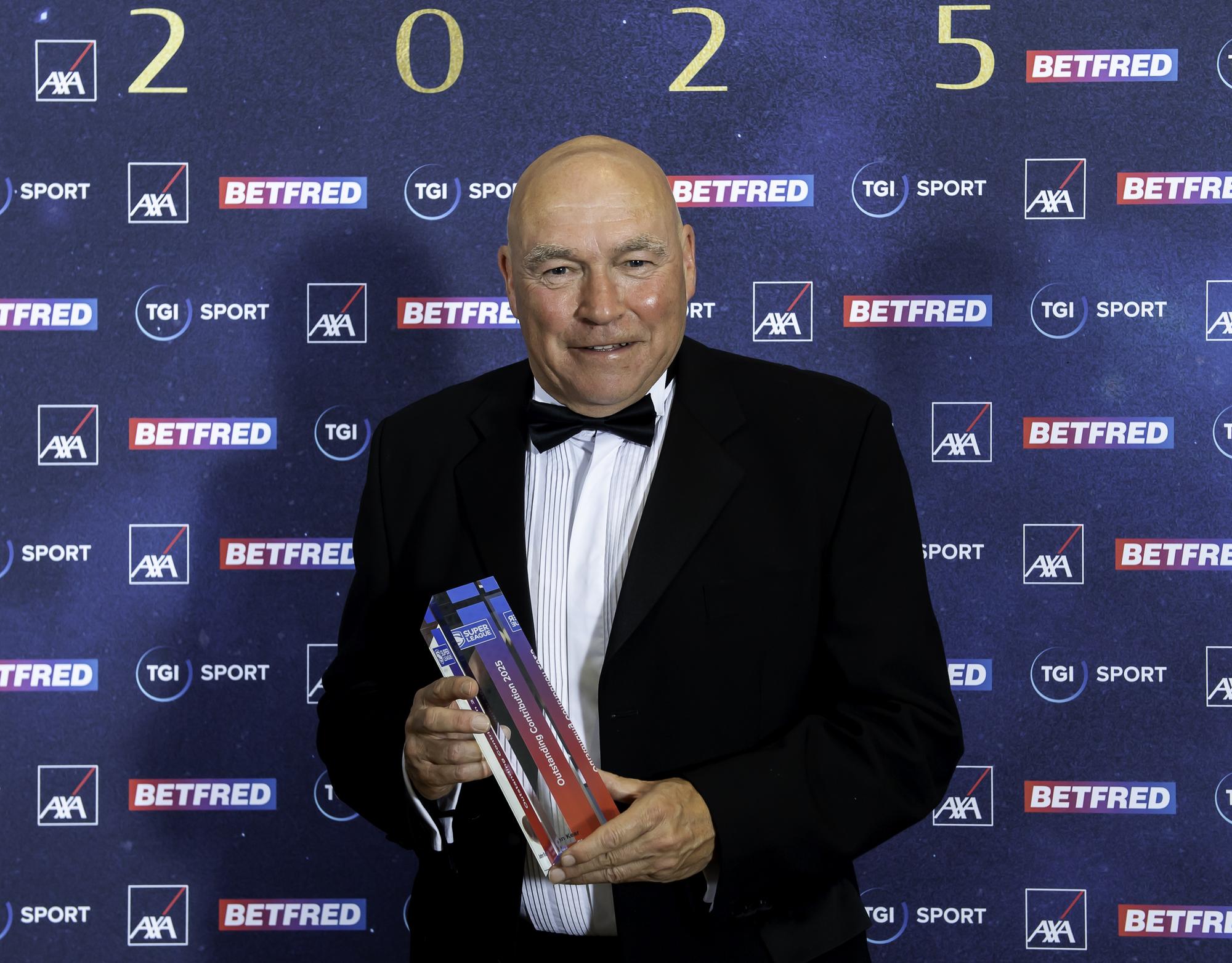 Batley Bulldogs to go out 'all guns blazing' for rugby league legend ...