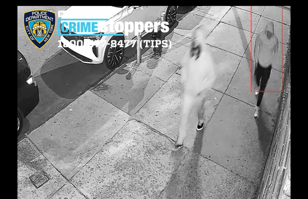 Bullets fly in the Bronx as victims chase after suspects in $70K robbery