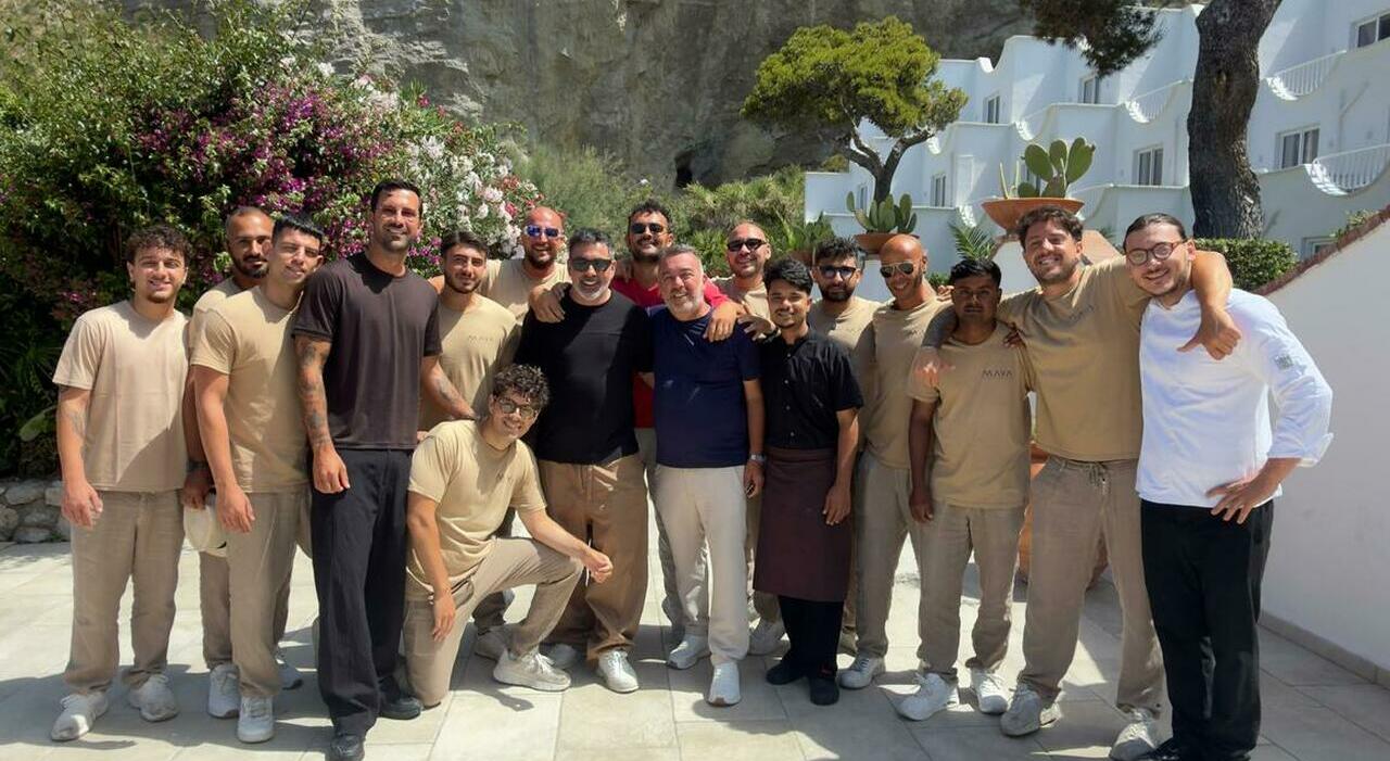 Relax e famiglia per il Pocho Lavezzi nel suo buon retiro del Maya in ...