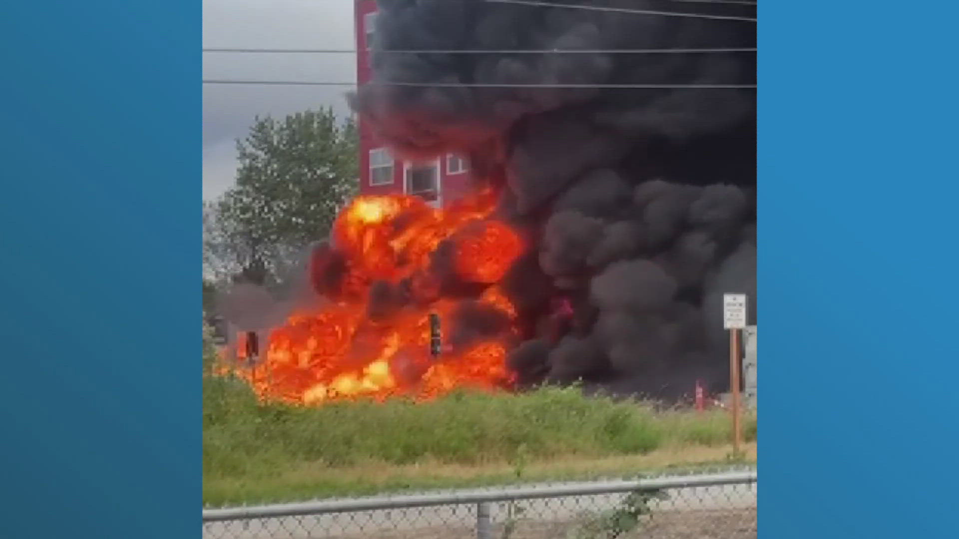 Breaking: Fire near Kent apartment building extinguished
