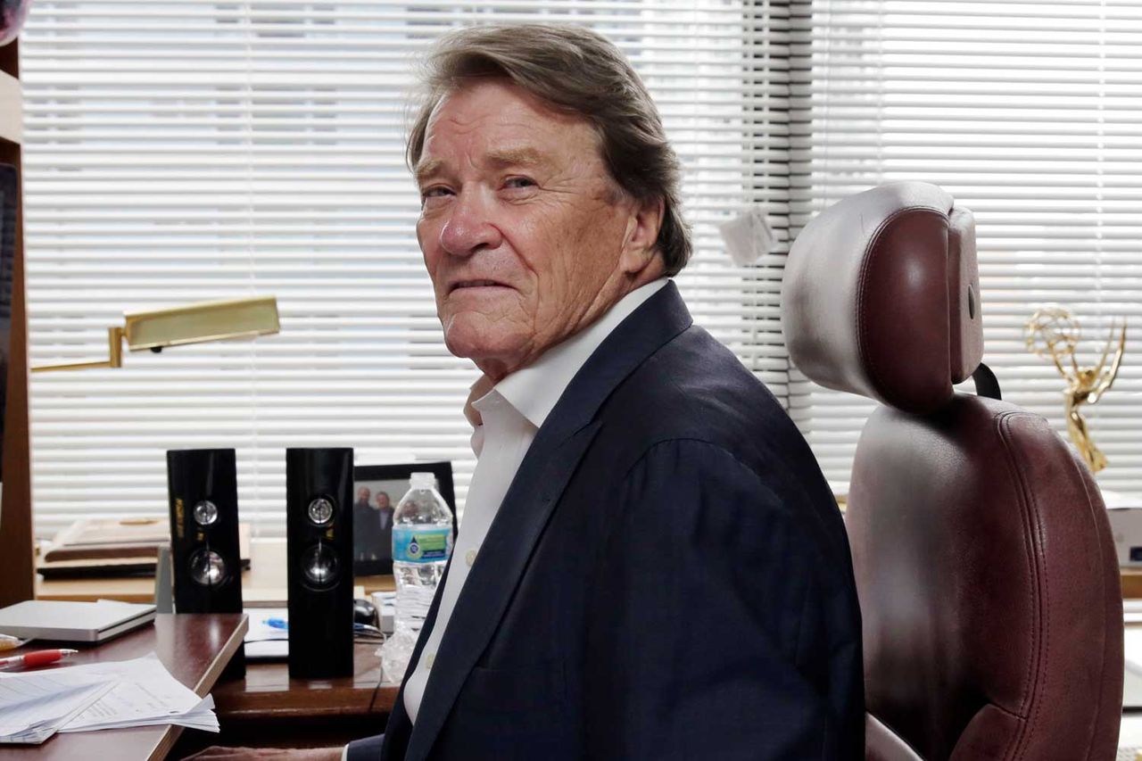 60 Minutes alum Steve Kroft slams 'disastrous' CBS News changes and ...
