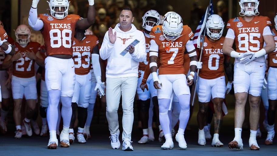 Texas primed to poach a 4-star Oklahoma native from his home-state teams