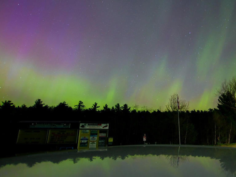 Northern lights expected to be visible across Canada Thursday. Here's ...