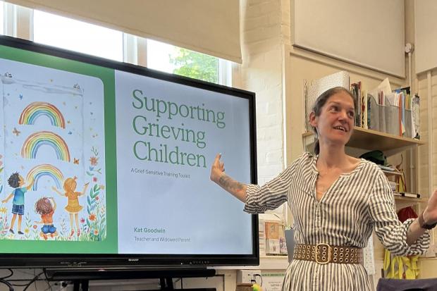 Teacher campaigns for statutory bereavement policies in schools