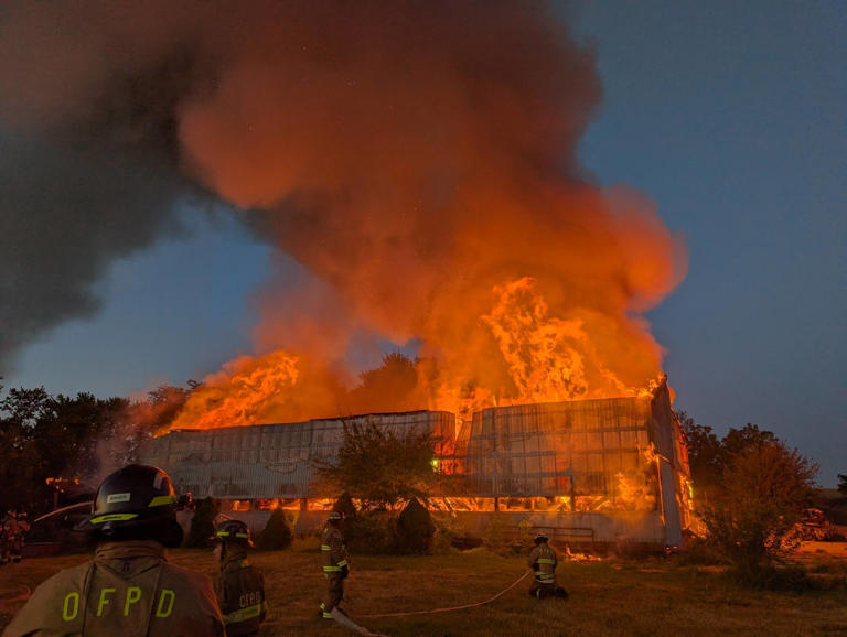 Firefighters battle large barn fire in Orangeville
