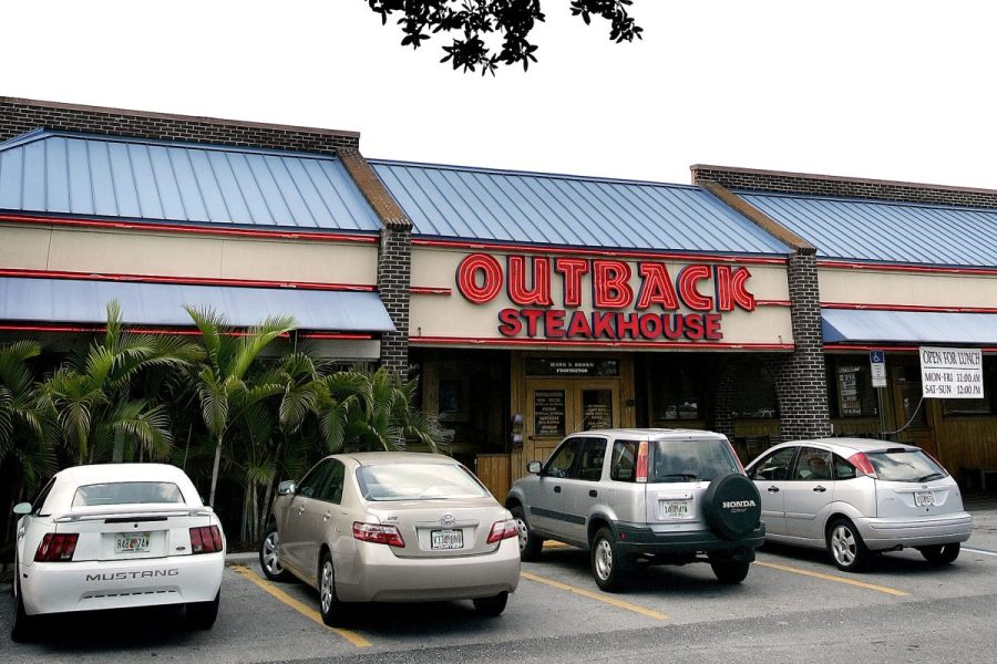 Woman sues Outback Steakhouse for $1.5M, says she slipped on mashed ...