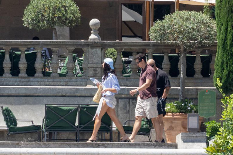 Newlyweds Dua Lipa and Callum Turner arrive in Sicily for wedding ...