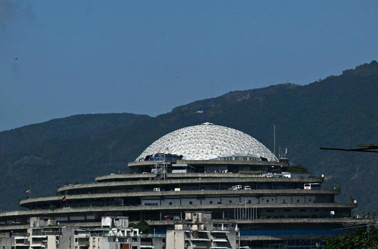 Political prisoners moved from feared Venezuelan prison amid questions ...