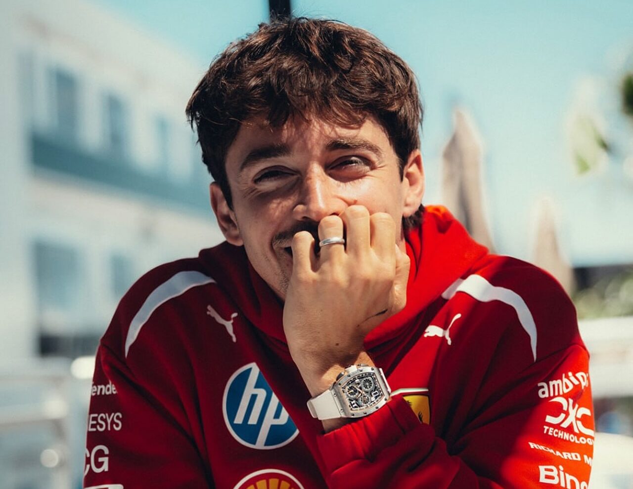 F1: Charles Leclerc rinnova con la Ferrari, "scelta di cuore" per il ...