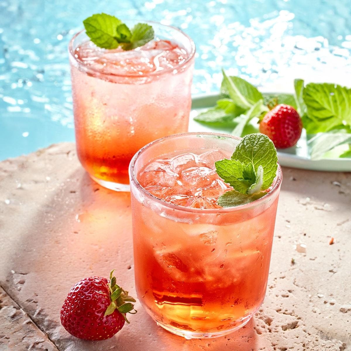 Poolside spritz