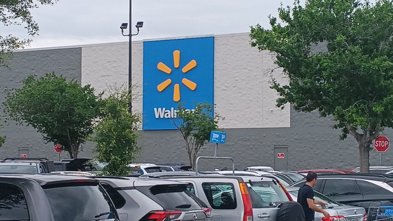 Sarasota deputies called to Walmart after man shoots himself in leg, groin
