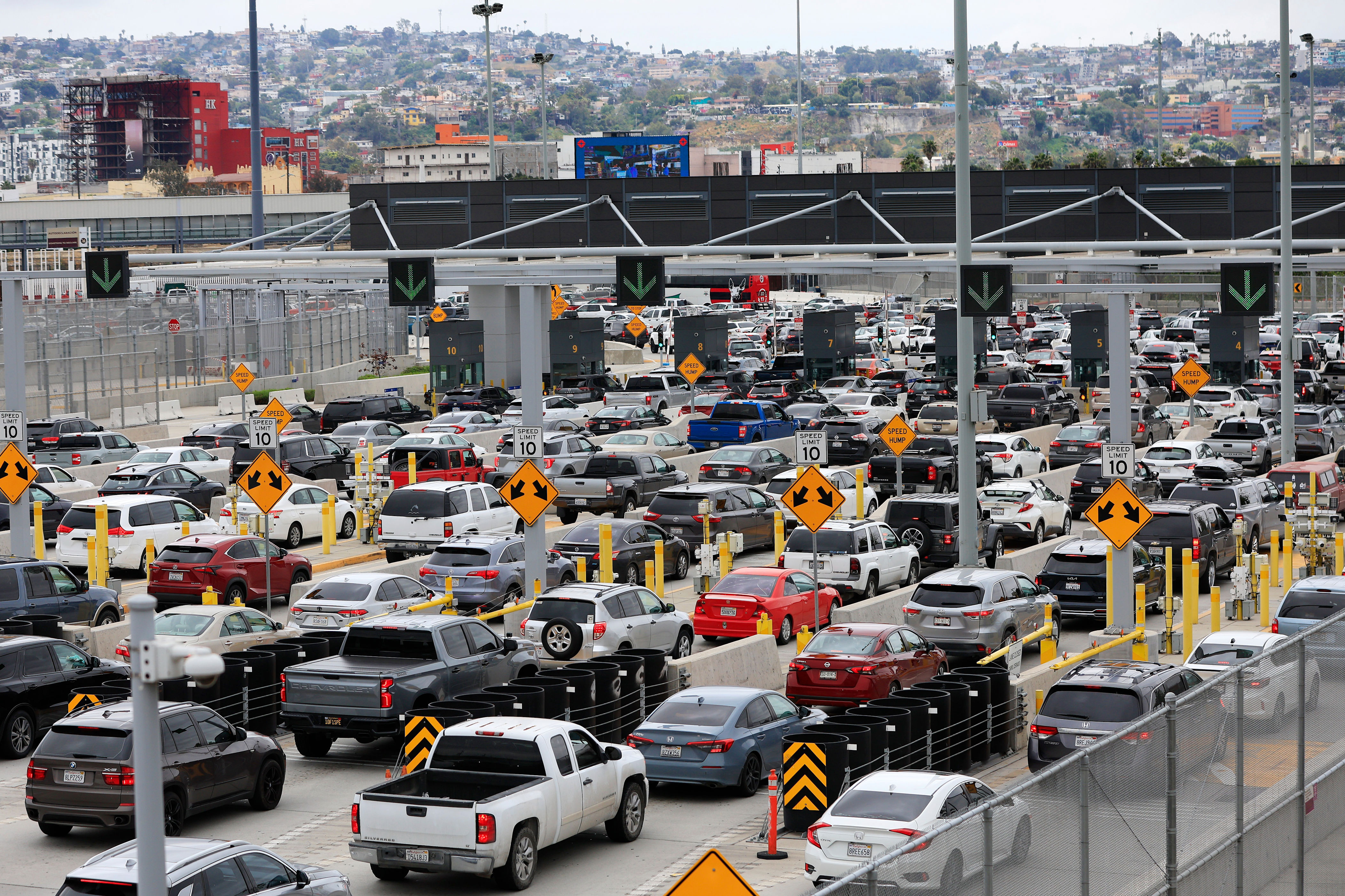 San Diego-Tijuana border chaos as teacher protest shuts Tijuana crossing
