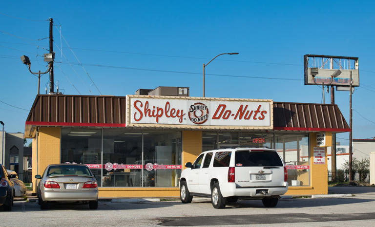 National Donut Day 2026: The best deals from Dunkin’ to Krispy Kreme