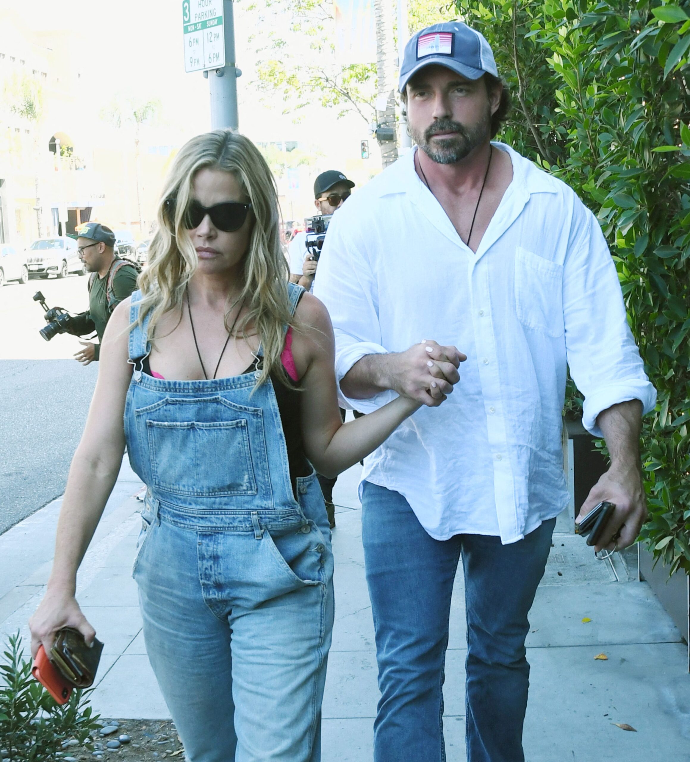 Denise Richards shades ex Aaron Phyper while defending decision to wear ...