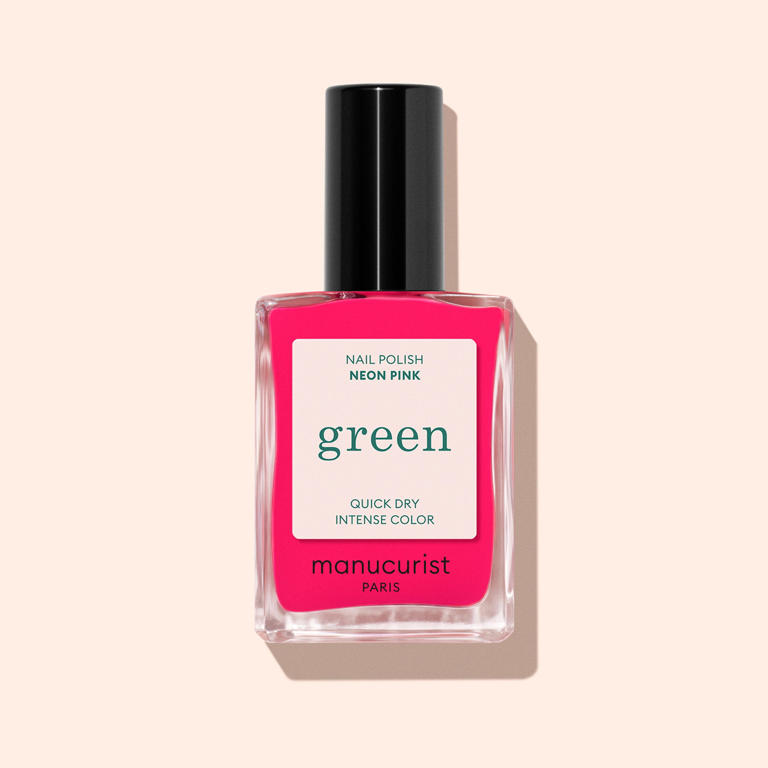Zara Larsson's neon manicure proves that pink will always be a classic ...