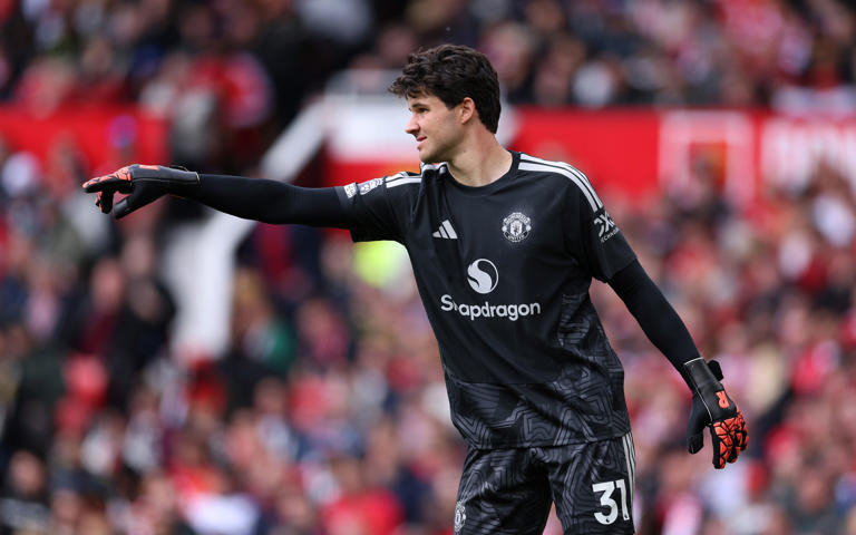 Man Utd chief outlines transfer strategy and issues Fernandes verdict