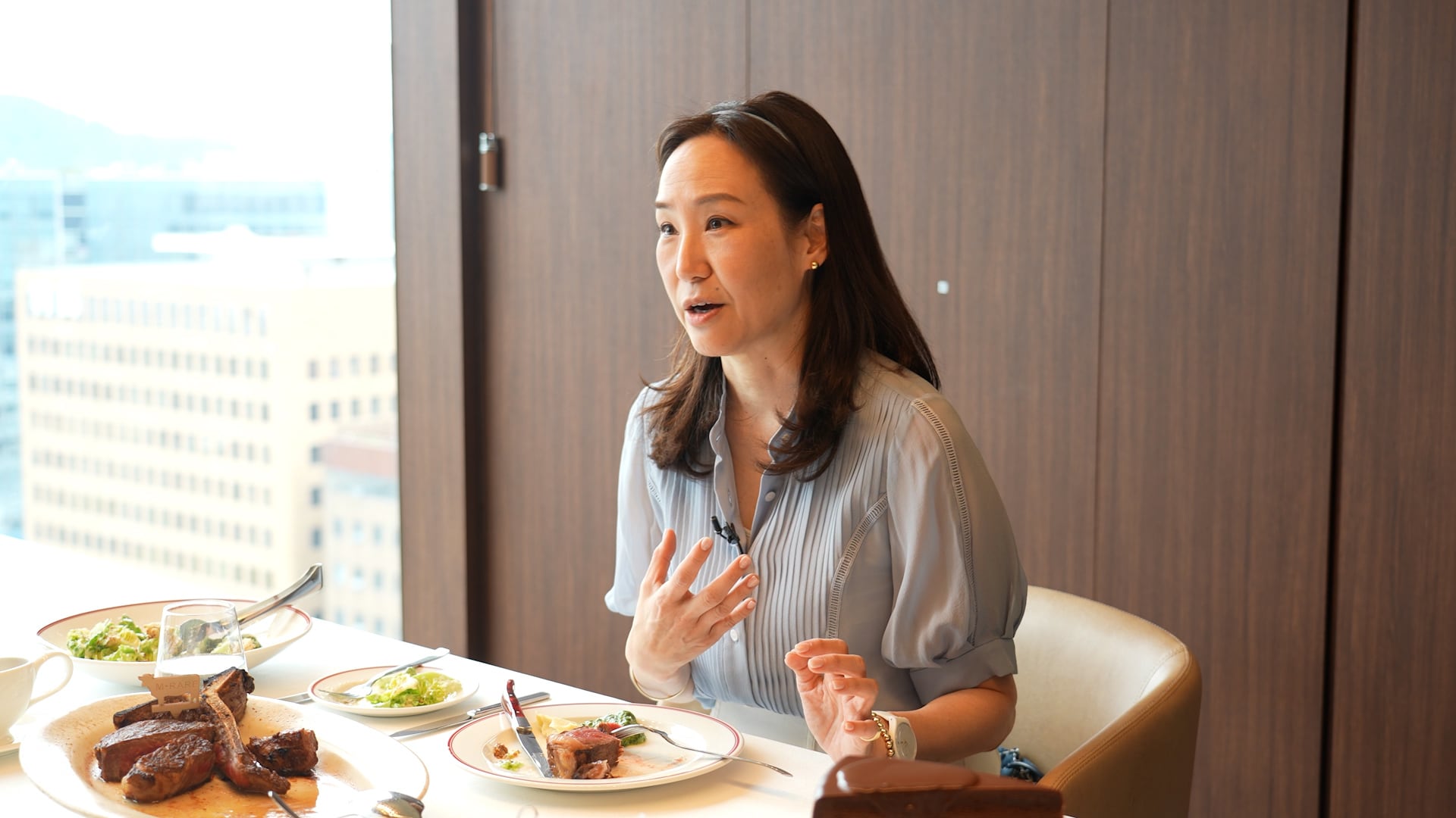 Kang Joo-eun prioritizes practicality in crisis
