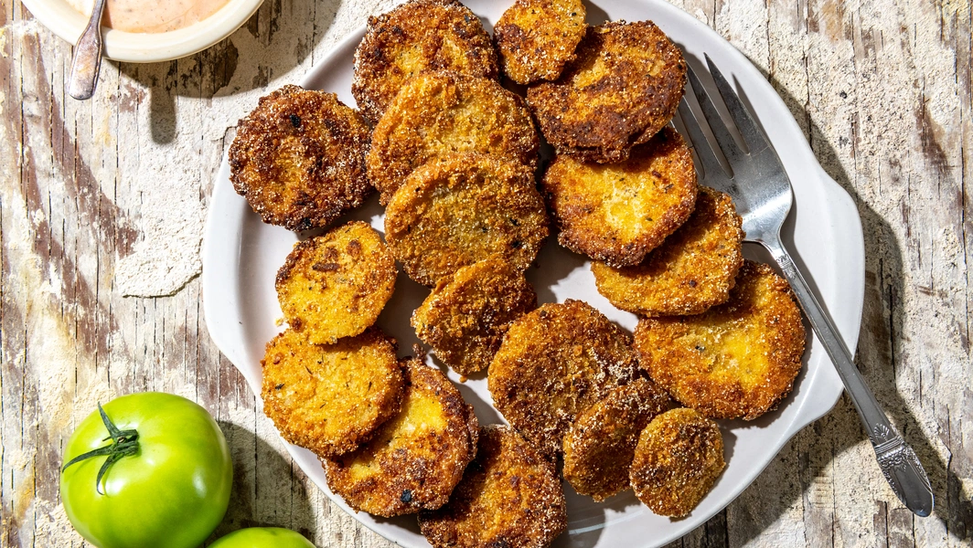 14 creative and practical uses for cast iron skillets