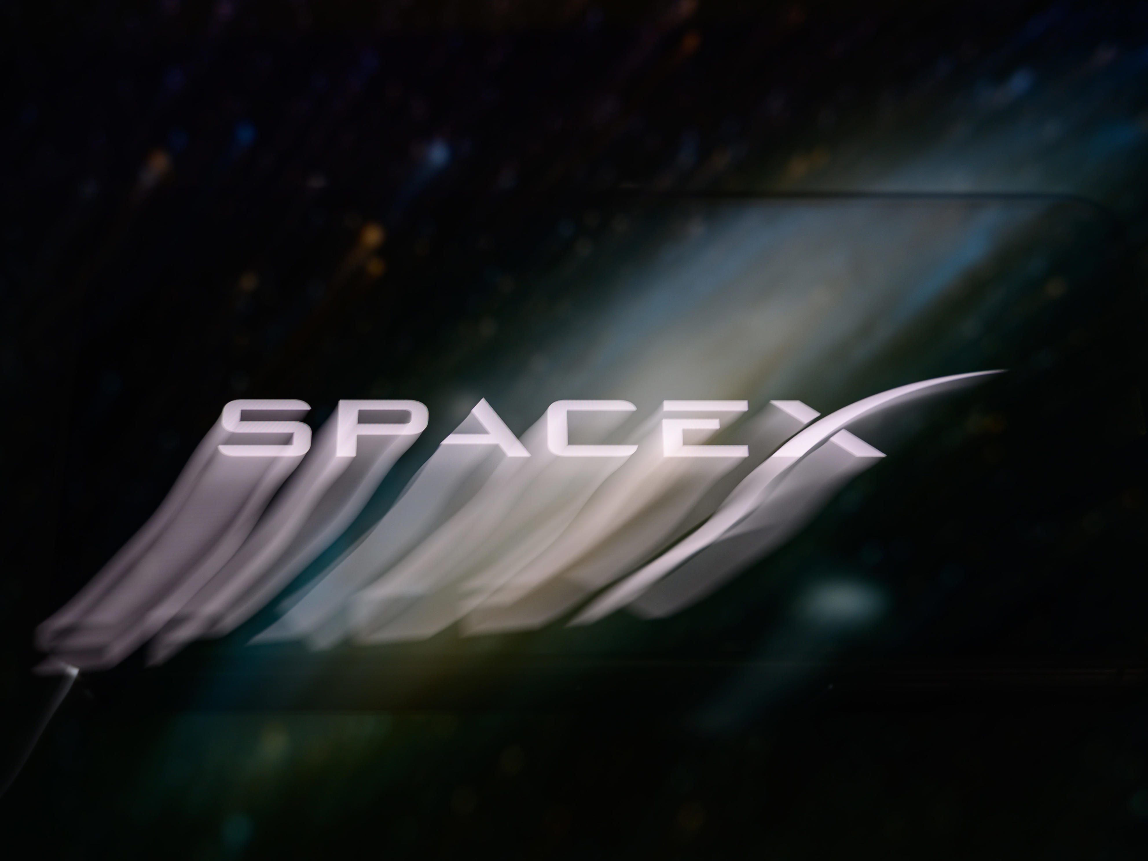 Expect retail hype to make SpaceX stock especially volatile in early ...