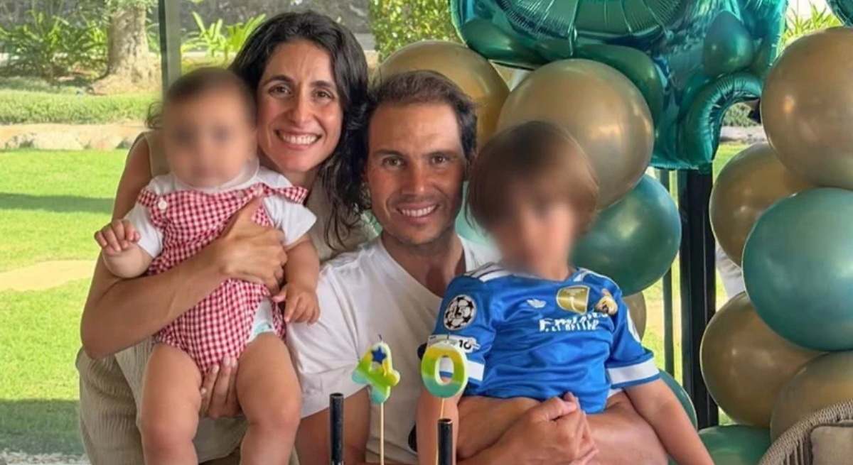 Fiesta sorpresa en familia, bengalas y tarta de chocolate: así ha ...