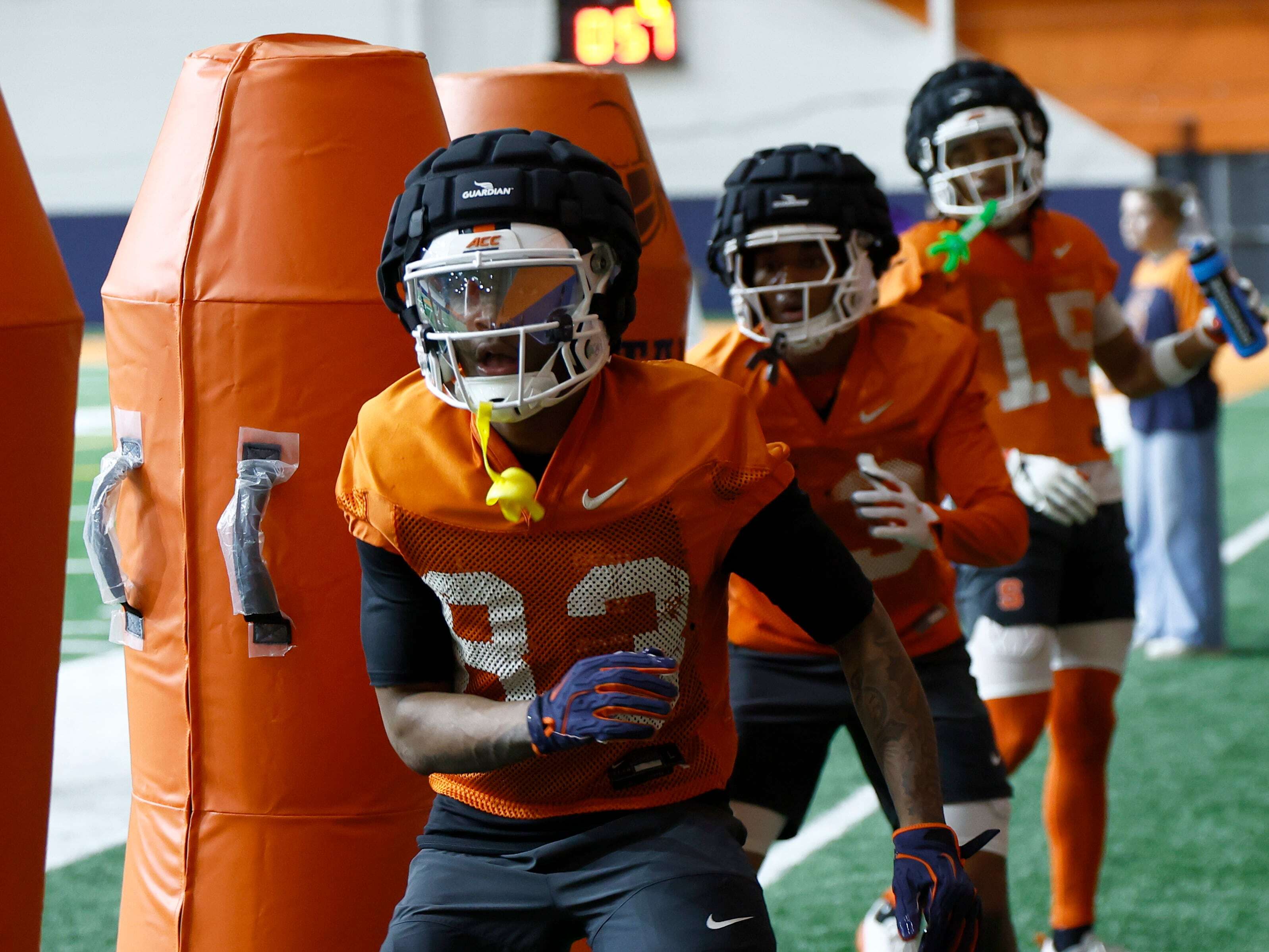 Syracuse football receives commitment from 3-time state champion track ...