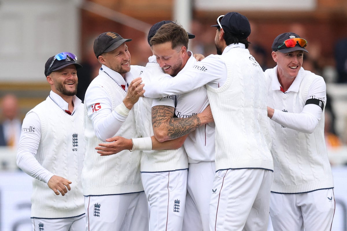 Ollie Robinson makes stunning return to England Test team