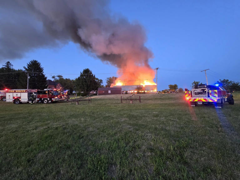 Firefighters battle large barn fire in Orangeville